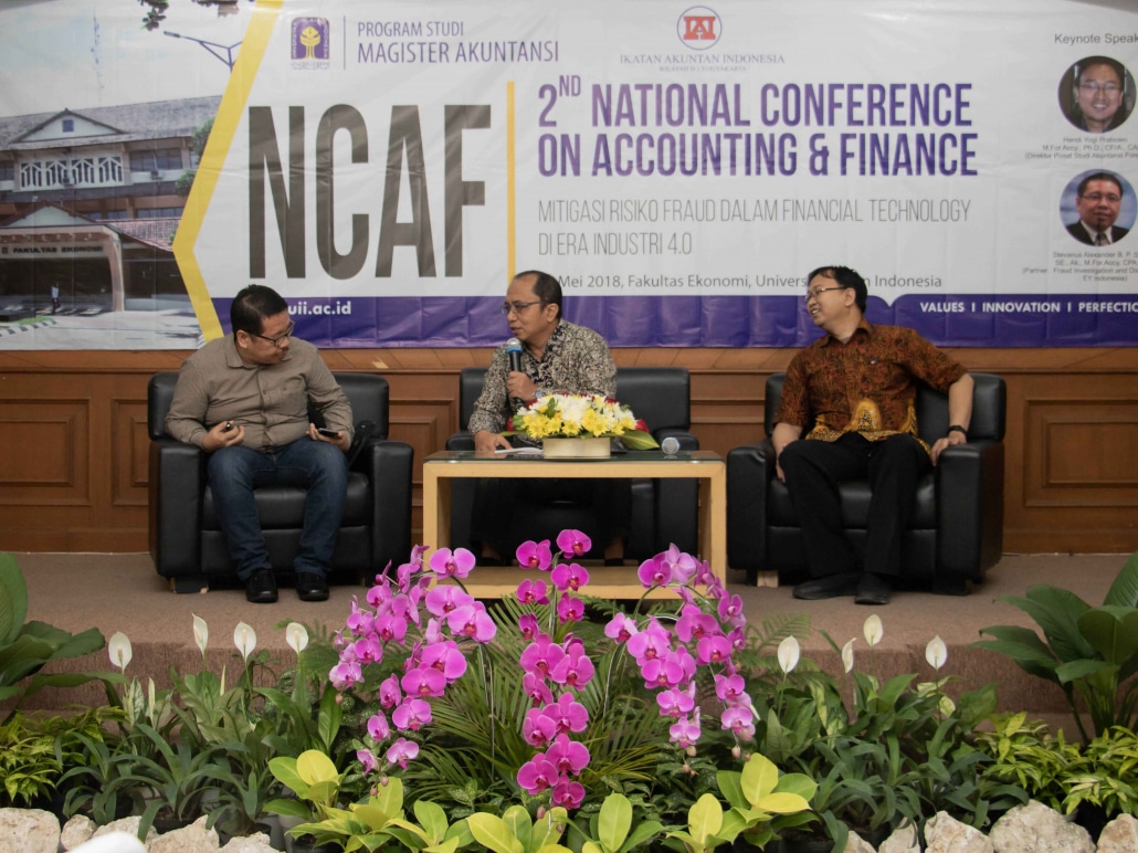 2nd National Conference on Accounting and Finance Digelar di FE UII ...